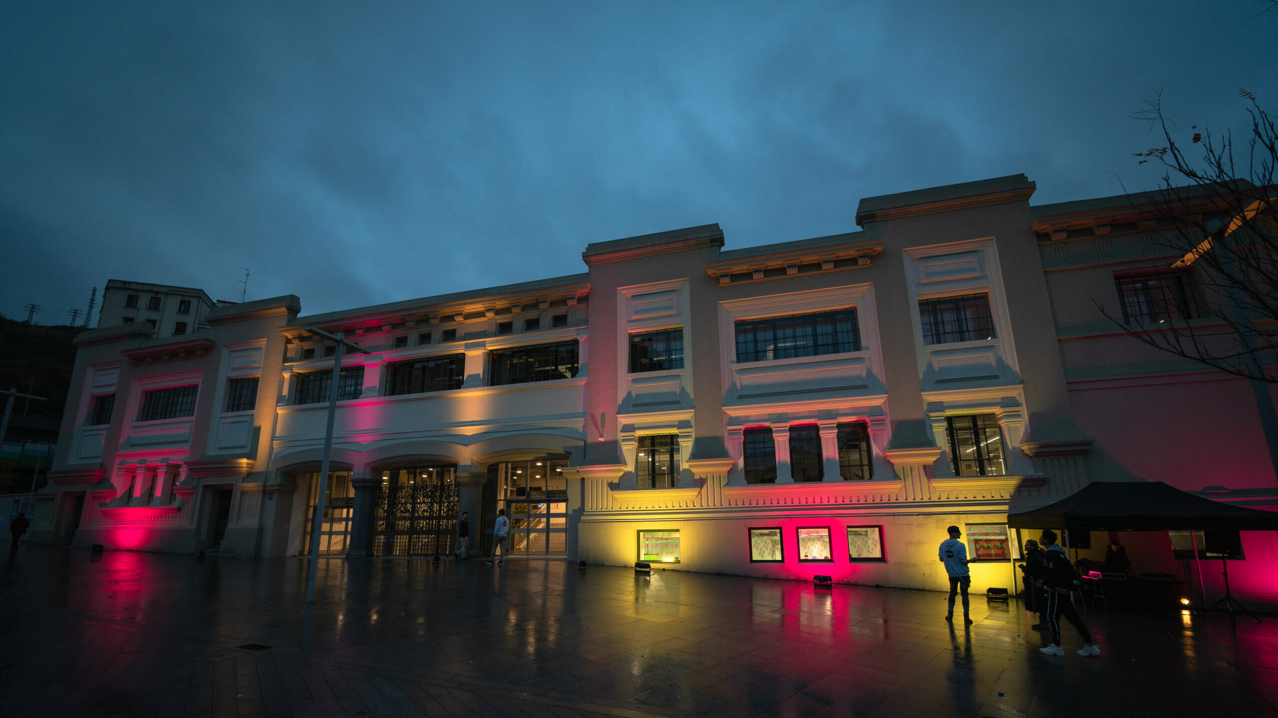 "Un espacio con alma": conoce el nuevo centro sociocultural de La Perrera