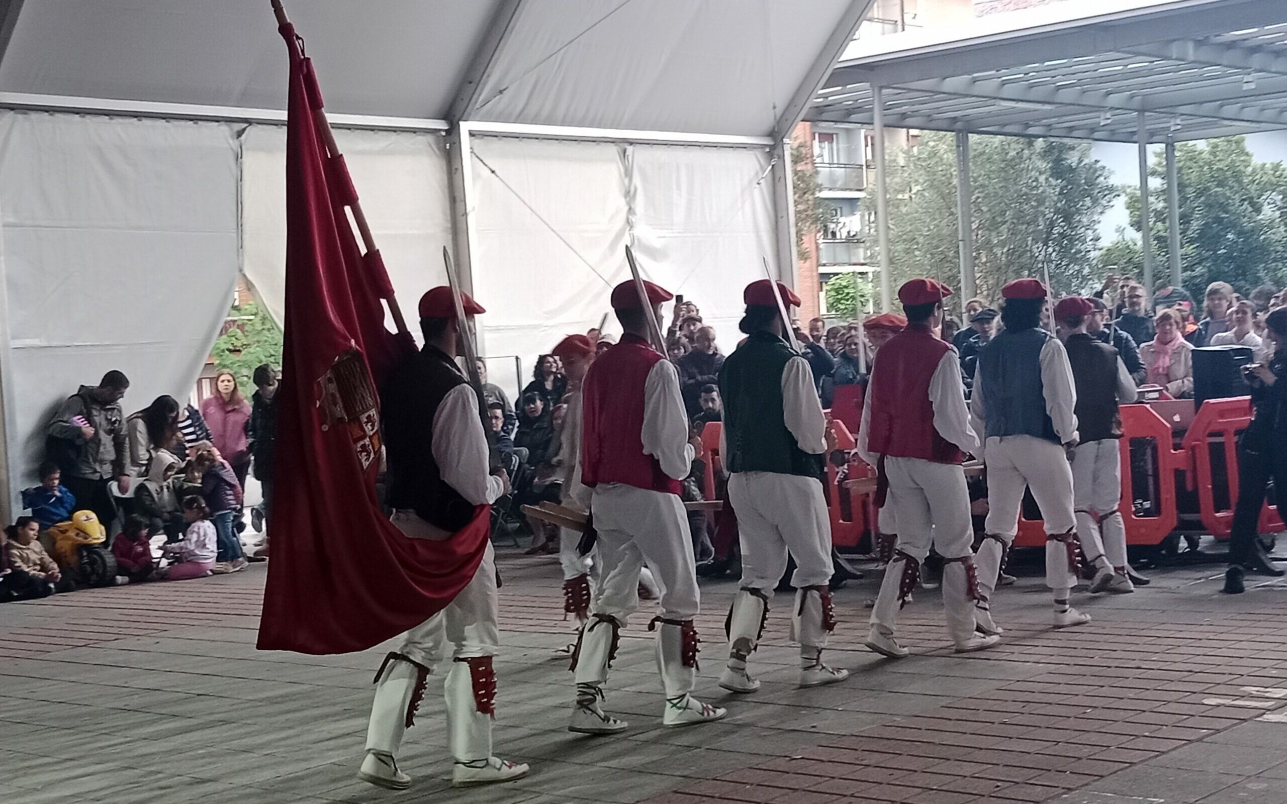 Festival Folk de Erandio: Un mosaico de culturas unidas por el folk