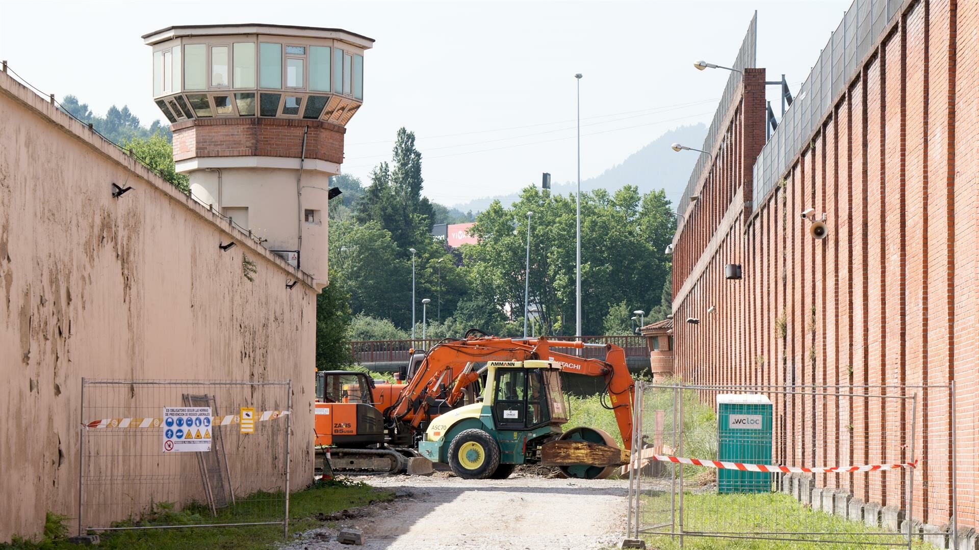44 presos serán trasladados por las obras de mejora de la cárcel de Basauri